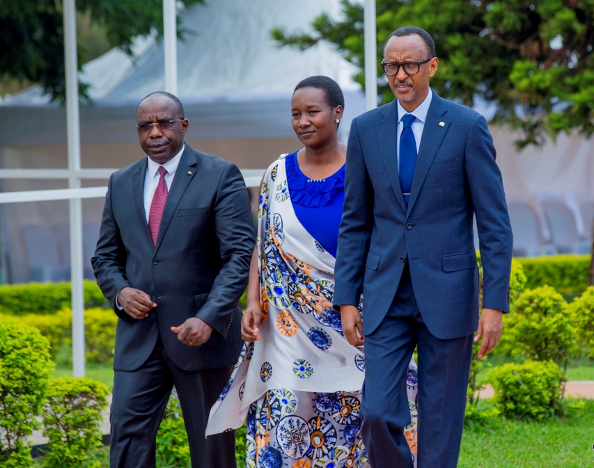 Perezida Kagame yunamiye intwari z’igihugu,umuryango wa Gen.Rwigema ...